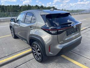 Желтый Тойота Yaris Cross 2023 в Вильнюс, объемом двигателя 1.49 л и пробегом 81 тыс. км за 18999 €, фото 6 на AUTOMOTO.COM.LV