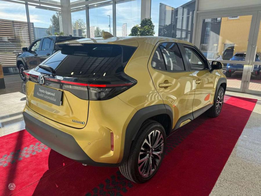 Желтый Тойота Yaris Cross 2024 в Шяуляй, объемом двигателя 1.49 л и пробегом 16 тыс. км за 24900 €, фото 6 на AUTOMOTO.COM.LV