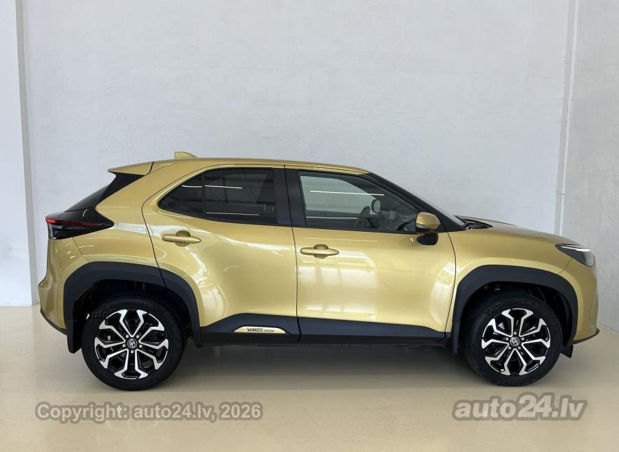 Желтый Тойота Yaris Cross 2021 в Раквере, объемом двигателя 1.49 л и пробегом 46 тыс. км за 20490 €, фото 4 на AUTOMOTO.COM.LV