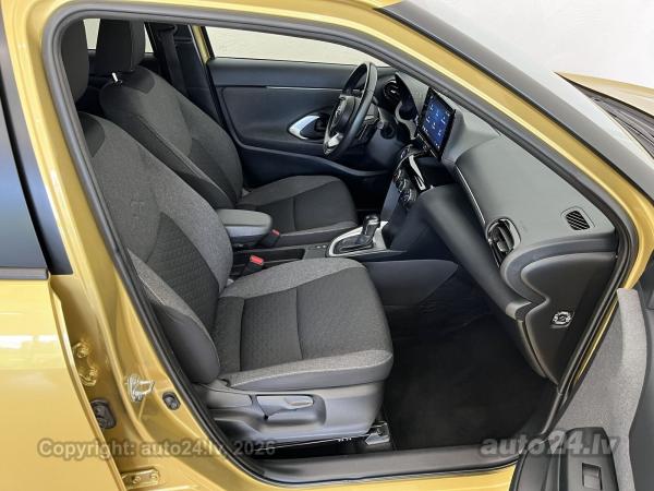 Dzeltens Toyota Yaris Cross 2021 Rakvere, ar dzinēja tilpumu 1.49 L un nobraukumu 46 tūkst. km par 20490 €, foto 5 vietnē AUTOMOTO.COM.LV