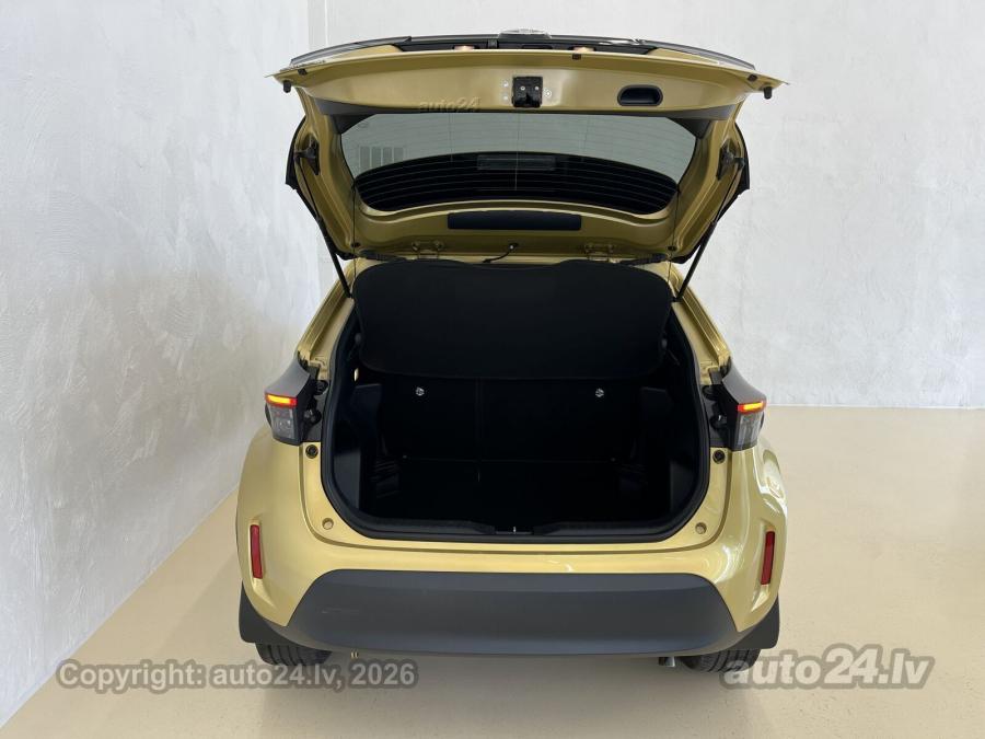 Желтый Тойота Yaris Cross 2021 в Раквере, объемом двигателя 1.49 л и пробегом 46 тыс. км за 20490 €, фото 13 на AUTOMOTO.COM.LV
