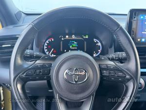 Желтый Тойота Yaris Cross 2022 в Таллин, объемом двигателя 1.49 л и пробегом 91 тыс. км за 19495 €, фото 12 на AUTOMOTO.COM.LV