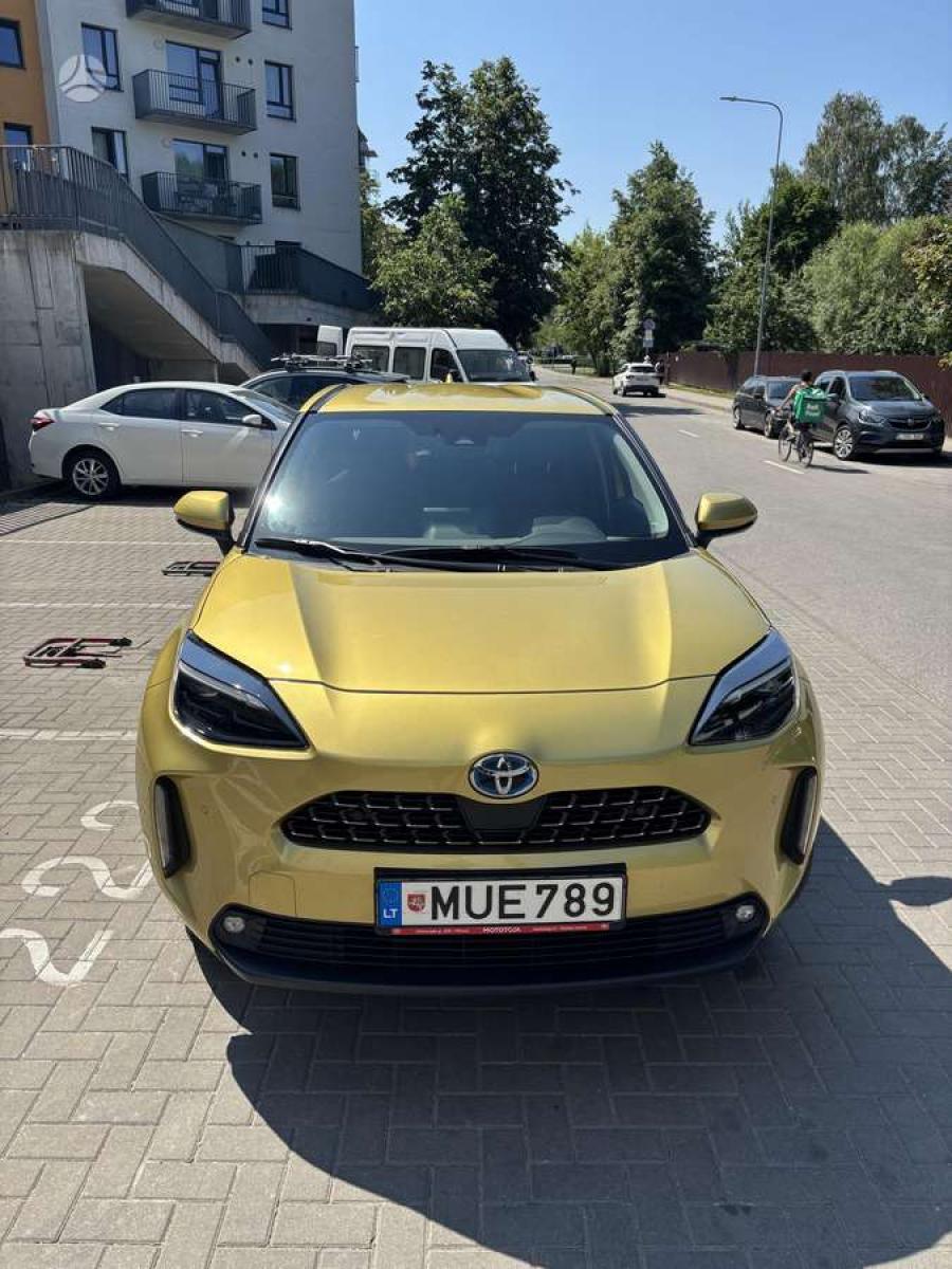 Желтый Тойота Yaris Cross 2023 в Вильнюс, объемом двигателя 1.49 л и пробегом 50 тыс. км за 23900 €, фото 8 на AUTOMOTO.COM.LV