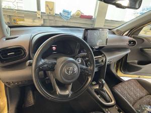 Желтый Тойота Yaris Cross 2023 в Вильнюс, объемом двигателя 1.49 л и пробегом 50 тыс. км за 23900 €, фото 15 на AUTOMOTO.COM.LV