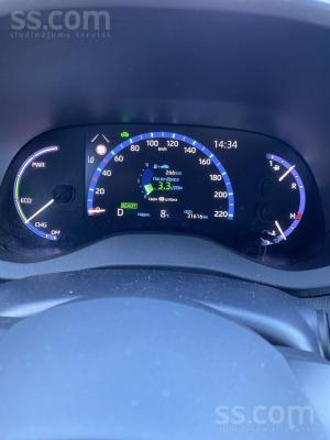 Toyota Yaris 2023 in Riga, with an engine capacity of 1.50 L and mileage of 32 thousand km for 20900 €, photo 5 on AUTOMOTO.COM.LV
