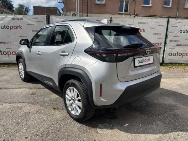 Toyota Yaris 2024 Klaipėda, ar dzinēja tilpumu 1.49 L un nobraukumu 43 tūkst. km par 18999 €, foto 5 vietnē AUTOMOTO.COM.LV