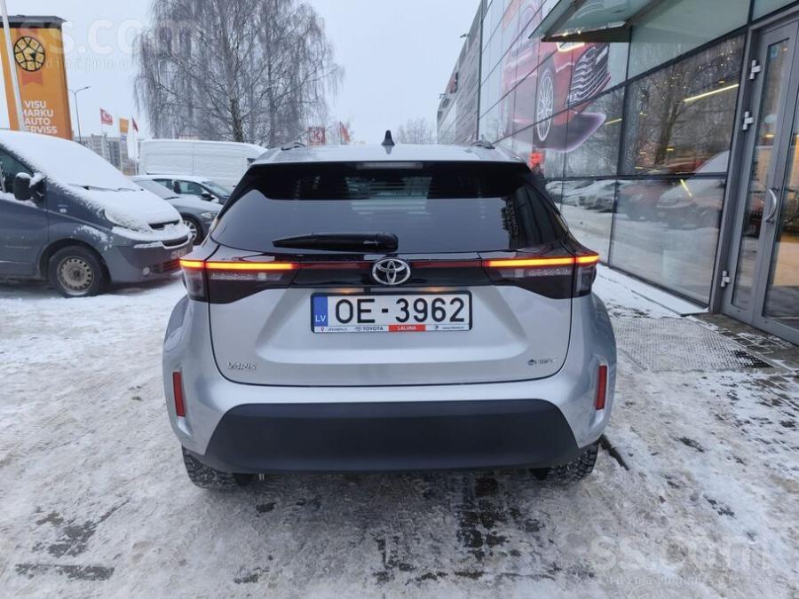 Тойота Ярис 2025 в Рига, объемом двигателя 1.50 л и пробегом 6 тыс. км за 24900 €, фото 3 на AUTOMOTO.COM.LV