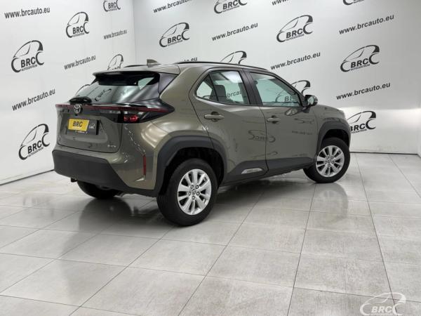 Toyota Yaris 2025 Viļņa, ar dzinēja tilpumu 1.49 L un nobraukumu 53 tūkst. km par 20900 €, foto 3 vietnē AUTOMOTO.COM.LV