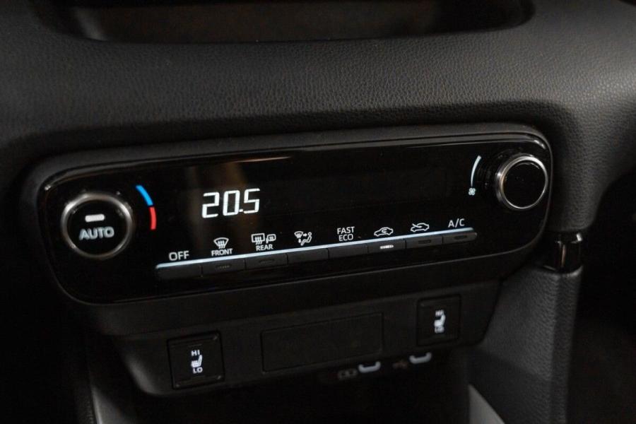 Зеленый Тойота Ярис 2024 в Вильнюс, объемом двигателя 1.50 л и пробегом 53 тыс. км за 17900 €, фото 18 на AUTOMOTO.COM.LV