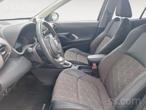 Zaļš Toyota Yaris 2021 Rīga, ar dzinēja tilpumu 1.50 L un nobraukumu 74 tūkst. km par 21500 €, foto 9 vietnē AUTOMOTO.COM.LV