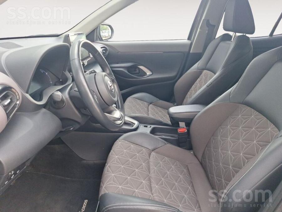 Zaļš Toyota Yaris 2021 Rīga, ar dzinēja tilpumu 1.50 L un nobraukumu 74 tūkst. km par 21500 €, foto 9 vietnē AUTOMOTO.COM.LV