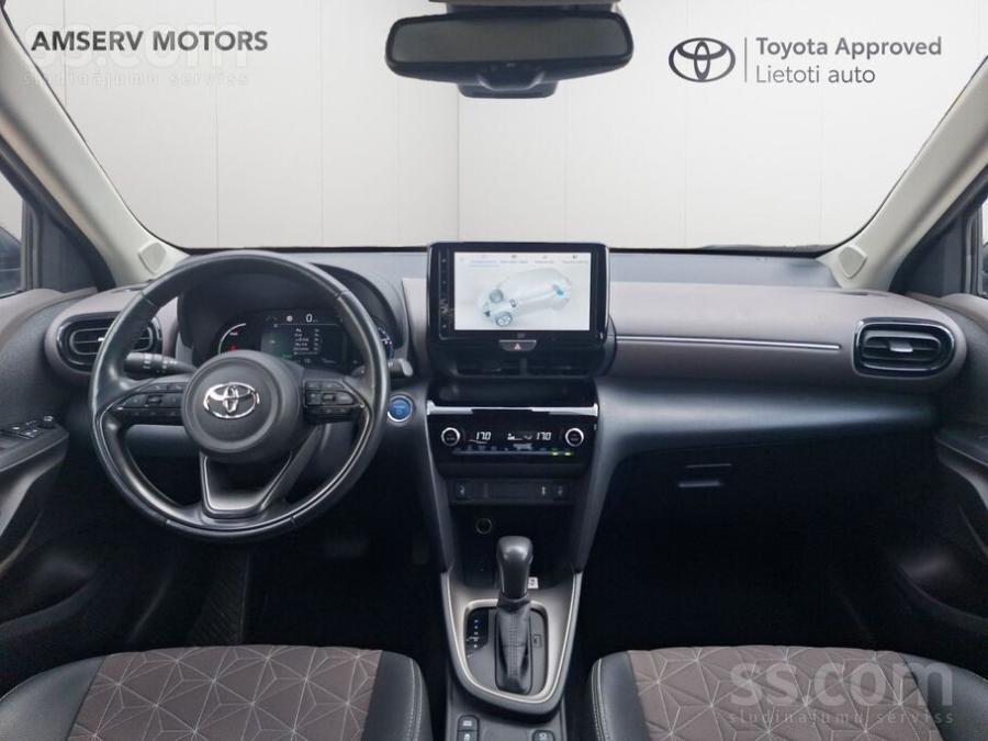 Zaļš Toyota Yaris 2021 Rīga, ar dzinēja tilpumu 1.50 L un nobraukumu 74 tūkst. km par 21500 €, foto 12 vietnē AUTOMOTO.COM.LV