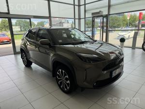Zaļš Toyota Yaris 2022 Rīga, ar dzinēja tilpumu 1.50 L un nobraukumu 48 tūkst. km par 18900 €, foto 8 vietnē AUTOMOTO.COM.LV