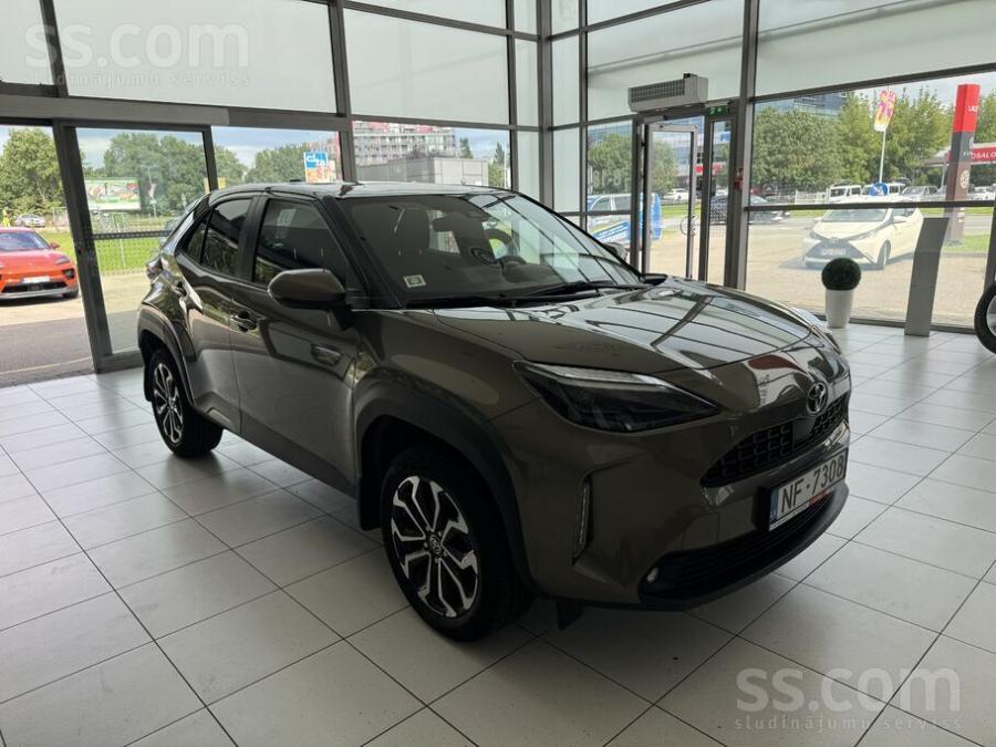 Zaļš Toyota Yaris 2022 Rīga, ar dzinēja tilpumu 1.50 L un nobraukumu 48 tūkst. km par 18900 €, foto 8 vietnē AUTOMOTO.COM.LV