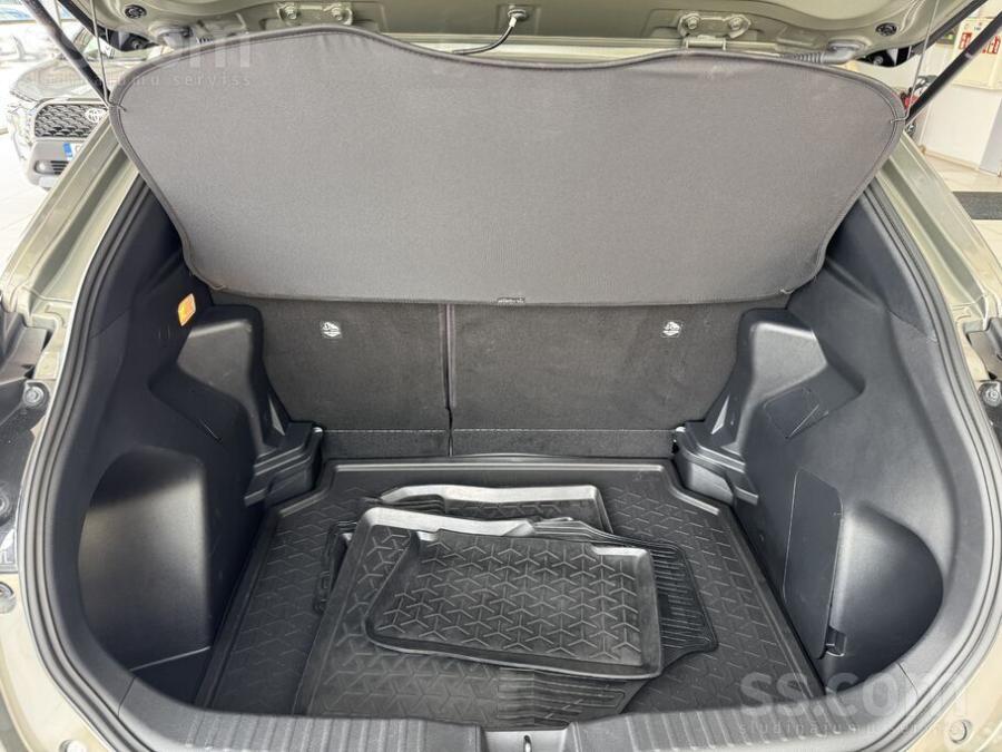 Zaļš Toyota Yaris 2022 Rīga, ar dzinēja tilpumu 1.50 L un nobraukumu 48 tūkst. km par 18900 €, foto 11 vietnē AUTOMOTO.COM.LV