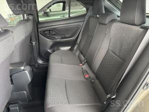 Zaļš Toyota Yaris 2022 Rīga, ar dzinēja tilpumu 1.50 L un nobraukumu 48 tūkst. km par 18900 €, foto 13 vietnē AUTOMOTO.COM.LV