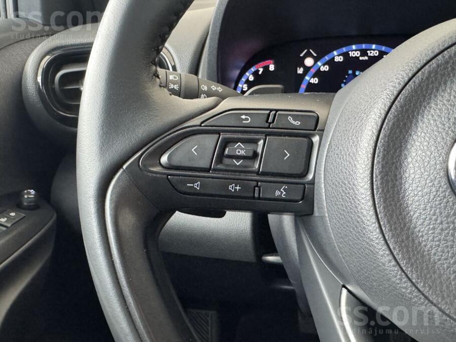 Zaļš Toyota Yaris 2022 Rīga, ar dzinēja tilpumu 1.50 L un nobraukumu 48 tūkst. km par 18900 €, foto 18 vietnē AUTOMOTO.COM.LV