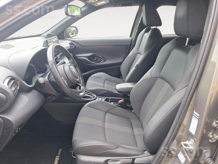 Zaļš Toyota Yaris 2023 Rīga, ar dzinēja tilpumu 1.50 L un nobraukumu 62 tūkst. km par 23000 €, foto 11 vietnē AUTOMOTO.COM.LV