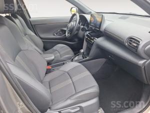 Zaļš Toyota Yaris 2023 Rīga, ar dzinēja tilpumu 1.50 L un nobraukumu 62 tūkst. km par 23000 €, foto 13 vietnē AUTOMOTO.COM.LV