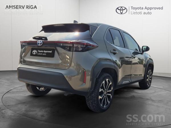 Zaļš Toyota Yaris 2023 Rīga, ar dzinēja tilpumu 1.50 L un nobraukumu 68 tūkst. km par 20400 €, foto 2 vietnē AUTOMOTO.COM.LV