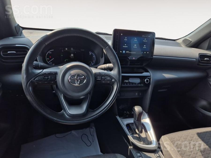 Zaļš Toyota Yaris 2023 Rīga, ar dzinēja tilpumu 1.50 L un nobraukumu 68 tūkst. km par 20400 €, foto 10 vietnē AUTOMOTO.COM.LV