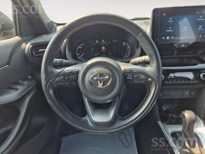 Zaļš Toyota Yaris 2023 Rīga, ar dzinēja tilpumu 1.50 L un nobraukumu 68 tūkst. km par 20400 €, foto 13 vietnē AUTOMOTO.COM.LV