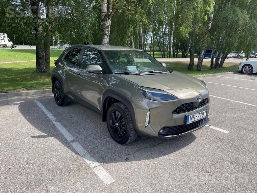 Zaļš Toyota Yaris 2023 Rīga, ar dzinēja tilpumu 1.50 L un nobraukumu 117 tūkst. km par 17990 €, foto 3 vietnē AUTOMOTO.COM.LV