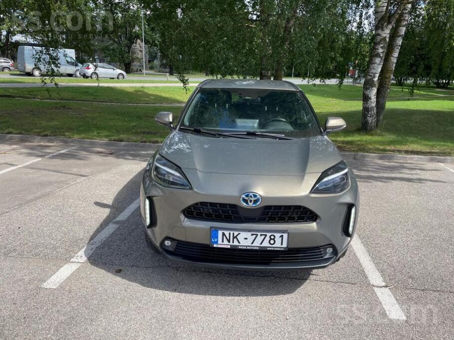 Zaļš Toyota Yaris 2023 Rīga, ar dzinēja tilpumu 1.50 L un nobraukumu 117 tūkst. km par 17990 €, foto 4 vietnē AUTOMOTO.COM.LV