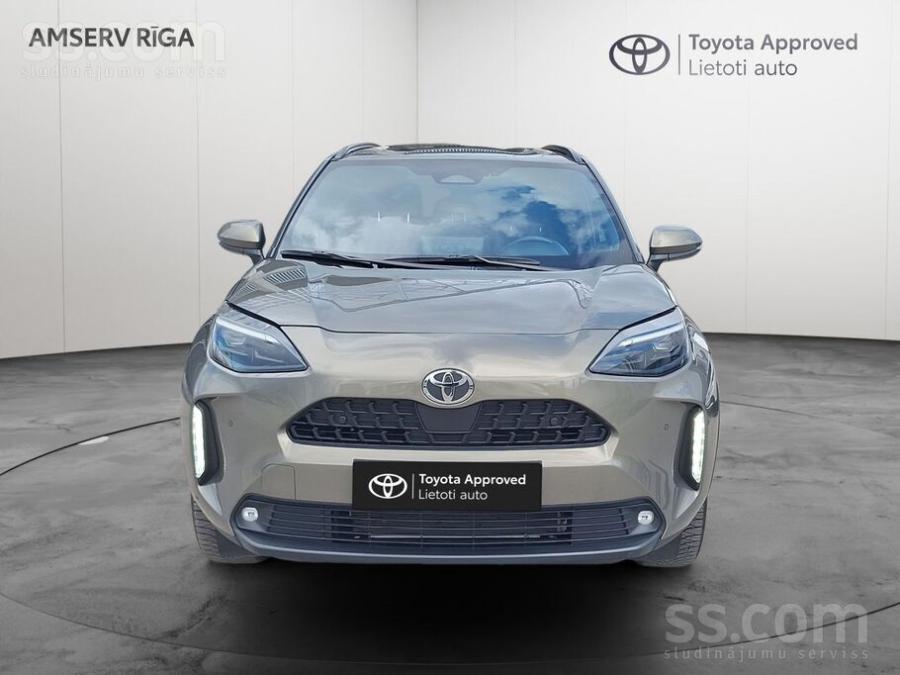 Zaļš Toyota Yaris 2025 Rīga, ar dzinēja tilpumu 1.50 L un nobraukumu 30 tūkst. km par 23500 €, foto 6 vietnē AUTOMOTO.COM.LV