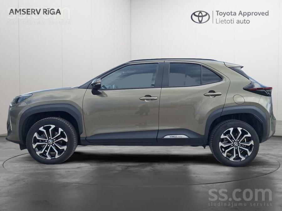 Zaļš Toyota Yaris 2025 Rīga, ar dzinēja tilpumu 1.50 L un nobraukumu 30 tūkst. km par 23500 €, foto 8 vietnē AUTOMOTO.COM.LV