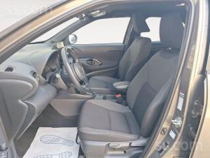 Zaļš Toyota Yaris 2025 Rīga, ar dzinēja tilpumu 1.50 L un nobraukumu 30 tūkst. km par 23500 €, foto 11 vietnē AUTOMOTO.COM.LV