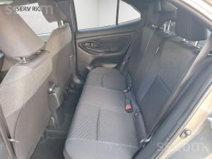 Zaļš Toyota Yaris 2025 Rīga, ar dzinēja tilpumu 1.50 L un nobraukumu 30 tūkst. km par 23500 €, foto 12 vietnē AUTOMOTO.COM.LV