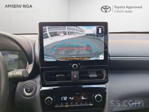 Zaļš Toyota Yaris 2025 Rīga, ar dzinēja tilpumu 1.50 L un nobraukumu 30 tūkst. km par 23500 €, foto 17 vietnē AUTOMOTO.COM.LV