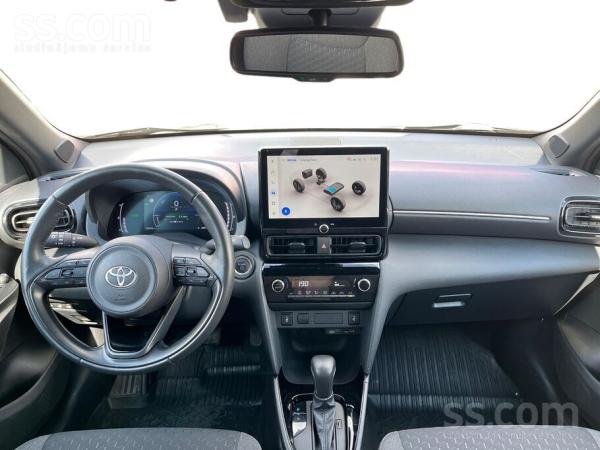 Zaļš Toyota Yaris 2025 Rīga, ar dzinēja tilpumu 1.50 L un nobraukumu 30 tūkst. km par 24990 €, foto 8 vietnē AUTOMOTO.COM.LV