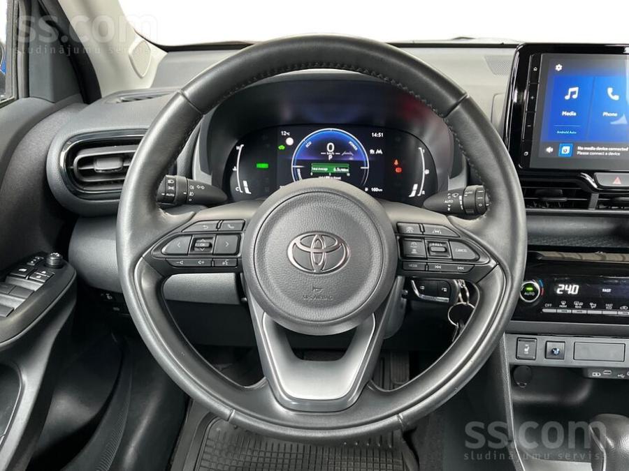 Zaļš Toyota Yaris 2025 Rīga, ar dzinēja tilpumu 1.50 L un nobraukumu 43 tūkst. km par 22490 €, foto 13 vietnē AUTOMOTO.COM.LV