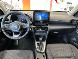 Zaļš Toyota Yaris 2026 Jēkabpils, ar dzinēja tilpumu 1.50 L un nobraukumu 0 tūkst. km par 23700 €, foto 12 vietnē AUTOMOTO.COM.LV