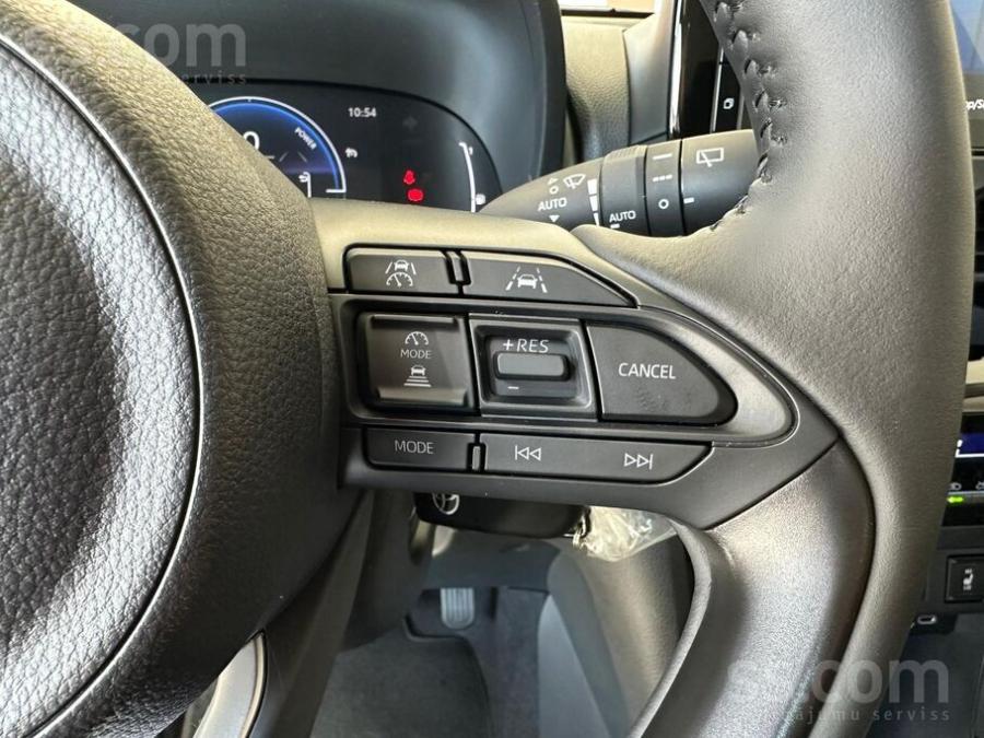 Zaļš Toyota Yaris 2026 Jēkabpils, ar dzinēja tilpumu 1.50 L un nobraukumu 0 tūkst. km par 23700 €, foto 14 vietnē AUTOMOTO.COM.LV