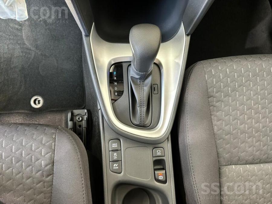 Zaļš Toyota Yaris 2026 Jēkabpils, ar dzinēja tilpumu 1.50 L un nobraukumu 0 tūkst. km par 23700 €, foto 22 vietnē AUTOMOTO.COM.LV