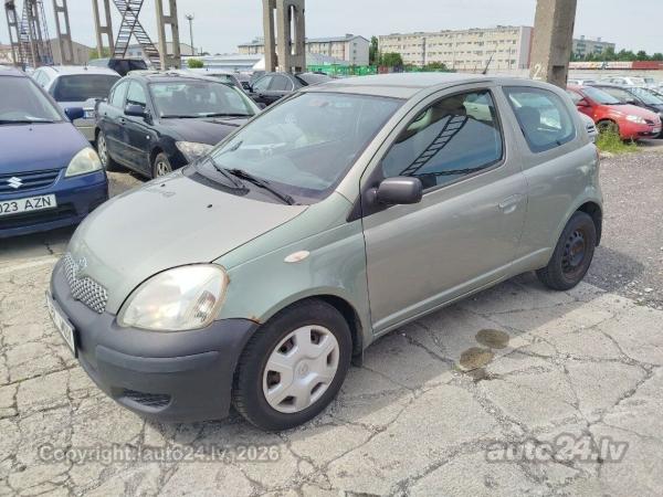 Green Toyota Yaris 2003 in Tallinn, with an engine capacity of 1.30 L and mileage of 239 thousand km for 499 €, photo 2 on AUTOMOTO.COM.LV