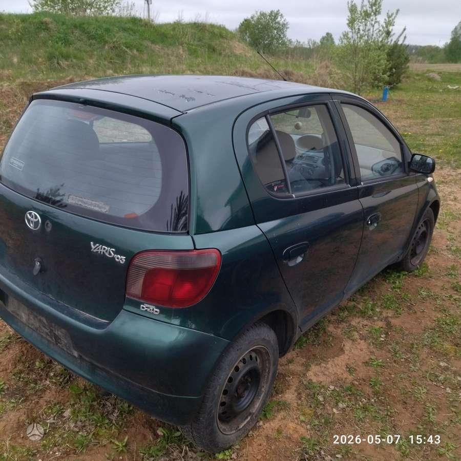 Zaļš Toyota Yaris 2003 Viļņa, ar dzinēja tilpumu 1.36 L un nobraukumu 301 tūkst. km par 800 €, foto 6 vietnē AUTOMOTO.COM.LV