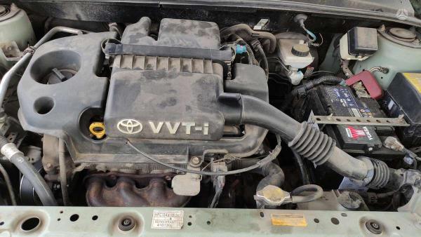 Green Toyota Yaris 2005 in Vilnius, with an engine capacity of 1.30 L and mileage of 105 thousand km for 2700 €, photo 4 on AUTOMOTO.COM.LV