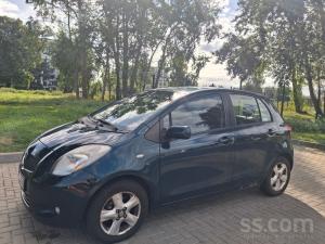 Zaļš Toyota Yaris 2007 Rīga, ar dzinēja tilpumu 1.40 L un nobraukumu 177 tūkst. km par 1500 €, foto 4 vietnē AUTOMOTO.COM.LV