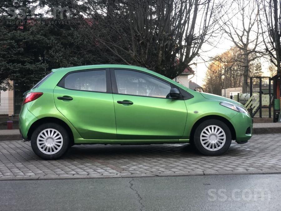 Zaļš Toyota Yaris 2009 Rīga, ar dzinēja tilpumu 1.40 L un nobraukumu 154 tūkst. km par 1850 €, foto 3 vietnē AUTOMOTO.COM.LV