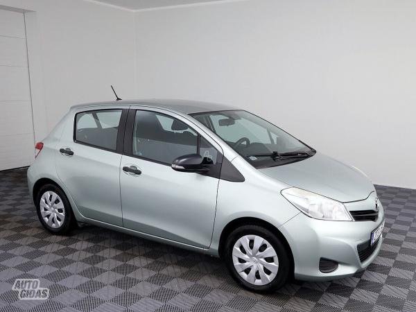 Green Toyota Yaris 2012 in Tallinn, with an engine capacity of 1.30 L and mileage of 239 thousand km for 2599 €, photo 1 on AUTOMOTO.COM.LV