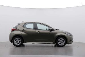 Green Toyota Yaris 2020 in Vilnius, with an engine capacity of 1.49 L and mileage of 67 thousand km for 16900 €, photo 17 on AUTOMOTO.COM.LV