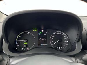 Green Toyota Yaris 2020 in Vilnius, with an engine capacity of 1.49 L and mileage of 84 thousand km for 15900 €, photo 14 on AUTOMOTO.COM.LV