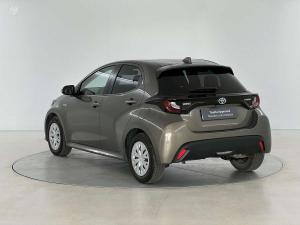 Green Toyota Yaris 2020 in Vilnius, with an engine capacity of 1.49 L and mileage of 84 thousand km for 15900 €, photo 18 on AUTOMOTO.COM.LV