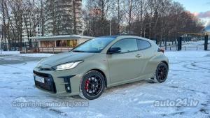 Zaļš Toyota Yaris 2021 Tallina, ar dzinēja tilpumu 1.60 L un nobraukumu 41 tūkst. km par 32000 €, foto 3 vietnē AUTOMOTO.COM.LV