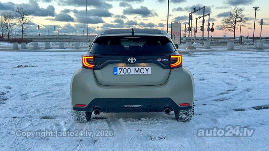 Zaļš Toyota Yaris 2021 Tallina, ar dzinēja tilpumu 1.60 L un nobraukumu 41 tūkst. km par 32000 €, foto 6 vietnē AUTOMOTO.COM.LV