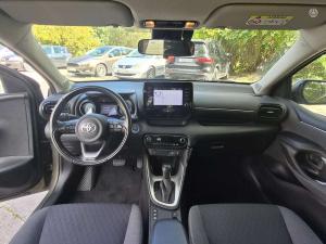 Zaļš Toyota Yaris 2021 Vievis, ar dzinēja tilpumu 1.49 L un nobraukumu 140 tūkst. km par 14900 €, foto 8 vietnē AUTOMOTO.COM.LV